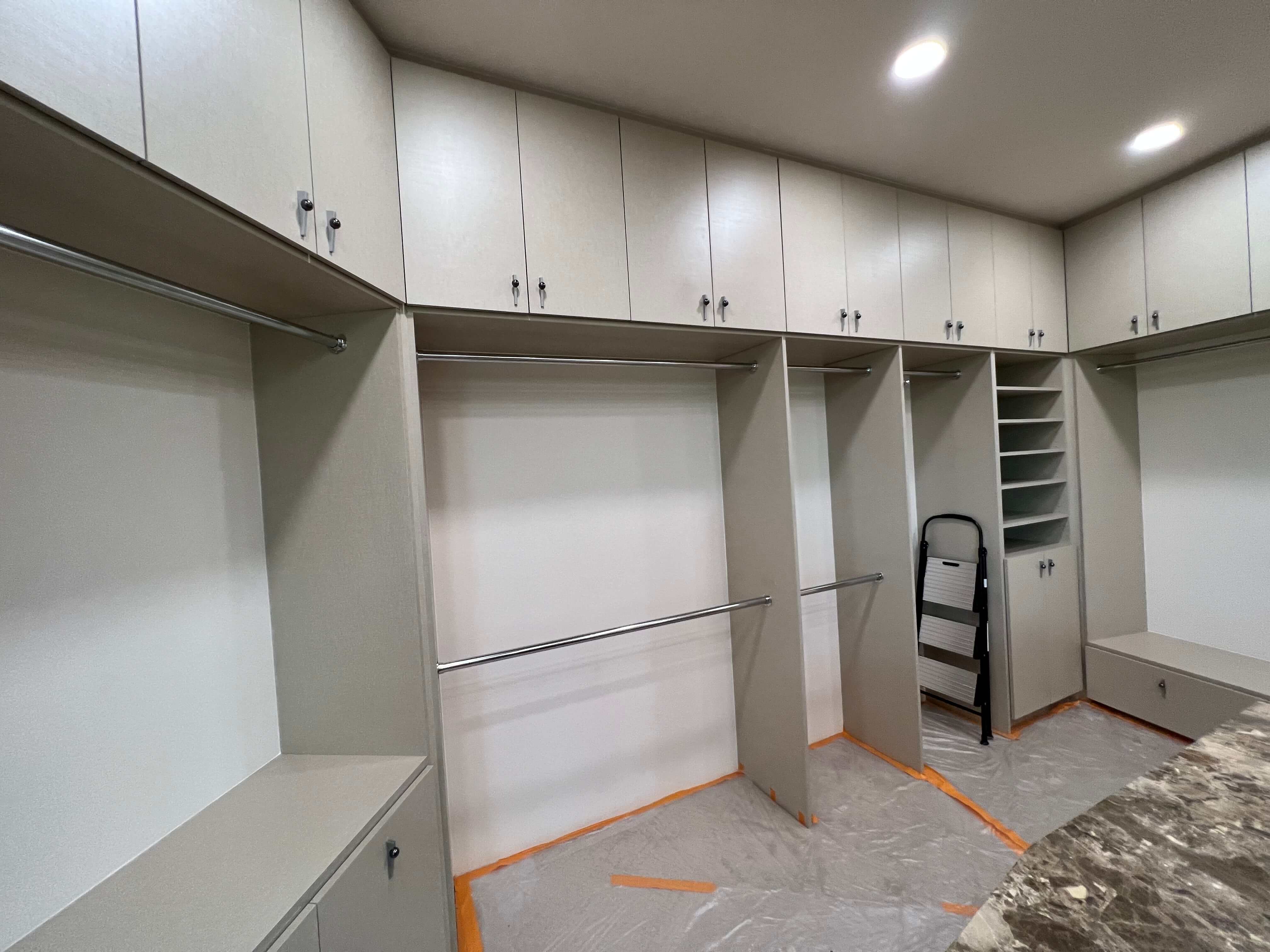 Aplus Cabinets - Closets Gallery