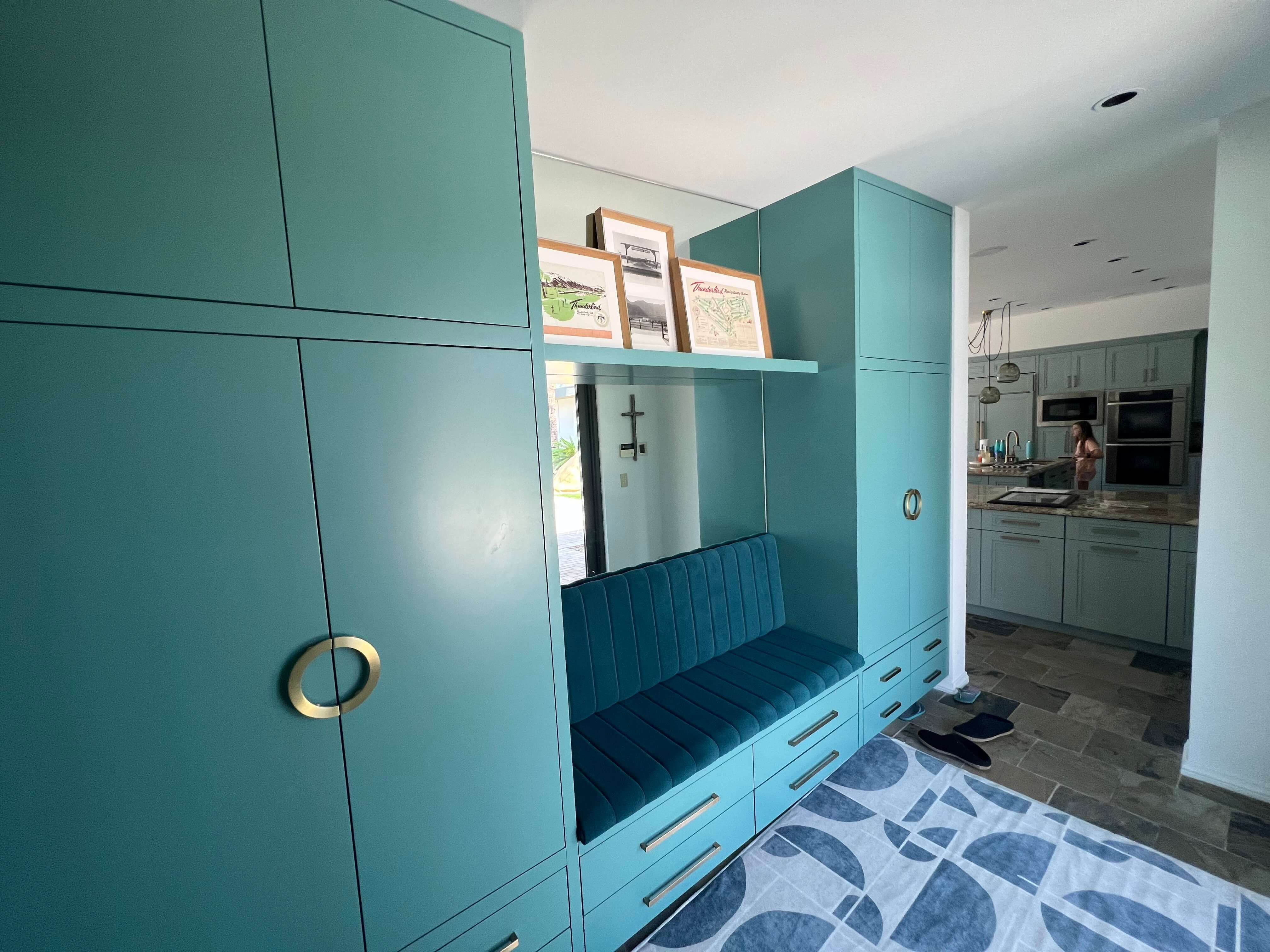 Aplus Cabinets - Closets Gallery